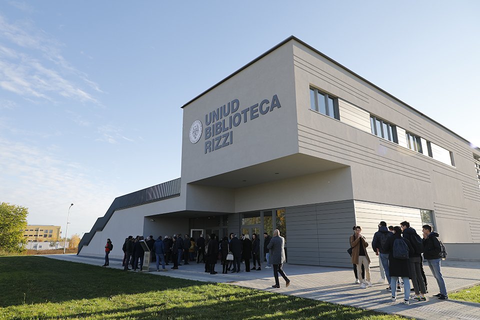 Rizzi Nuova Biblioteca - Via Fausto Schiavi 44 — UNIUD - Università ...